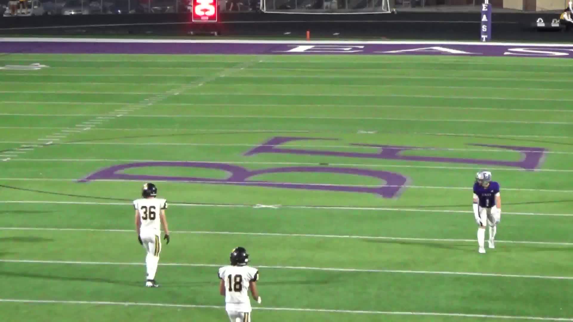 Adrian Davis #14 QB Bellevue East - Adrian Davis highlights - Hudl